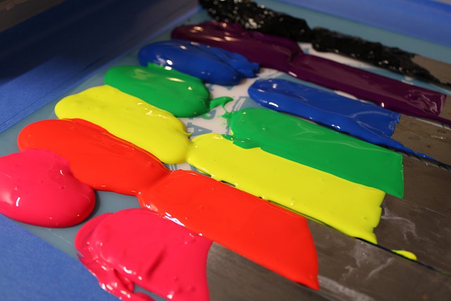 สกรีนแบบบล๊อคสกรีน (Silk Screen) กับแบบ Heat Transfer แบบไหนดีกว่ากัน ...
